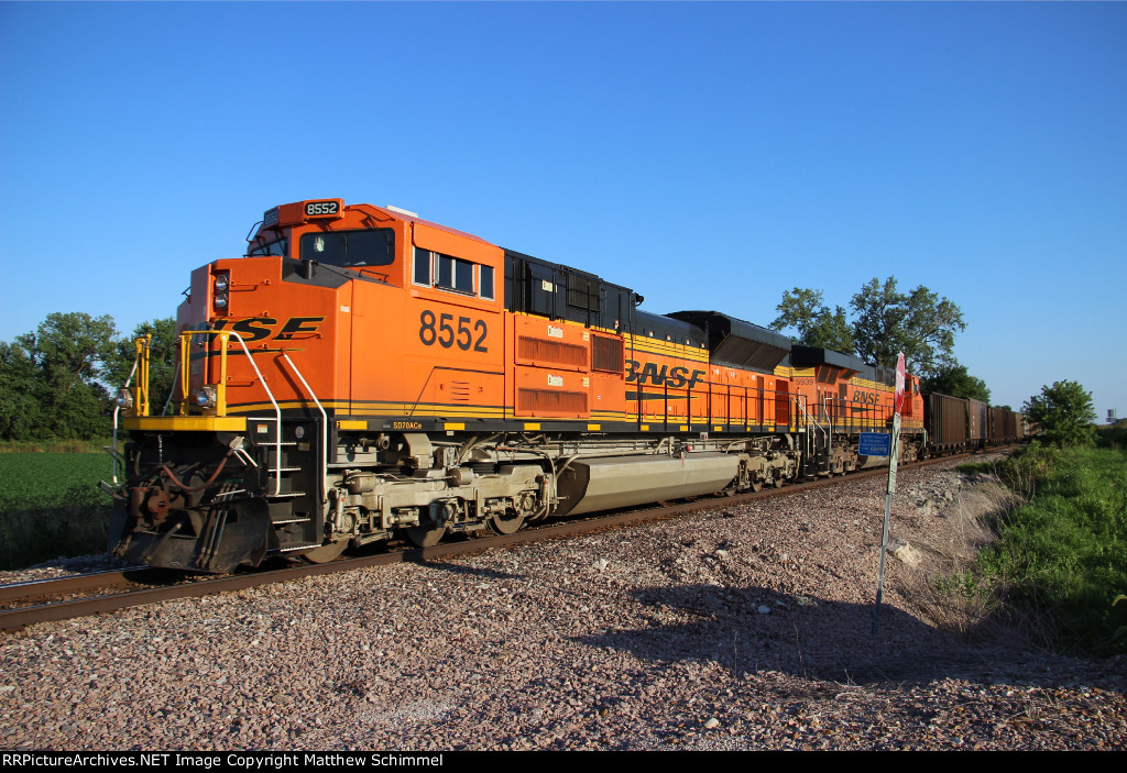 BNSF 8552 - DPU #2